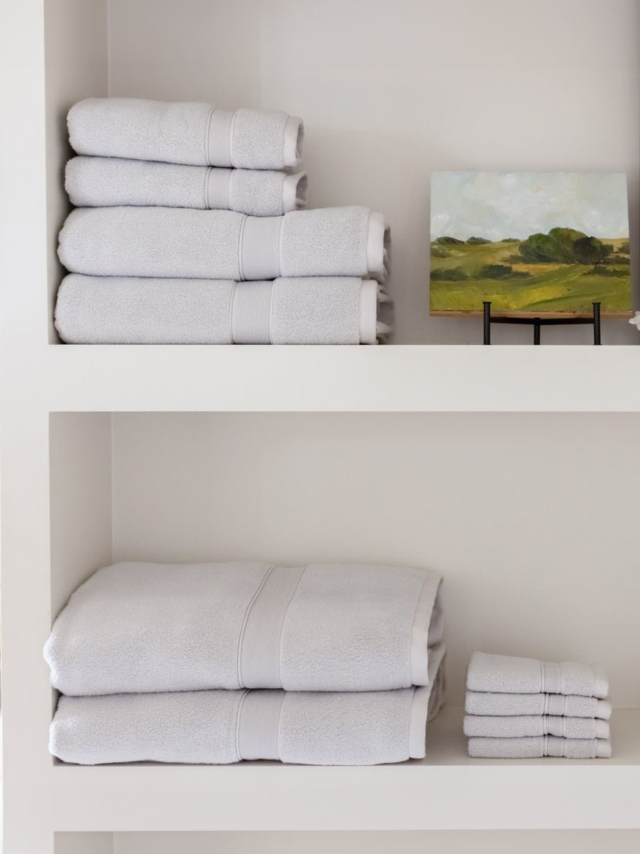 Cozy Earth Complete Luxe Bath Bundle | Natural Linens