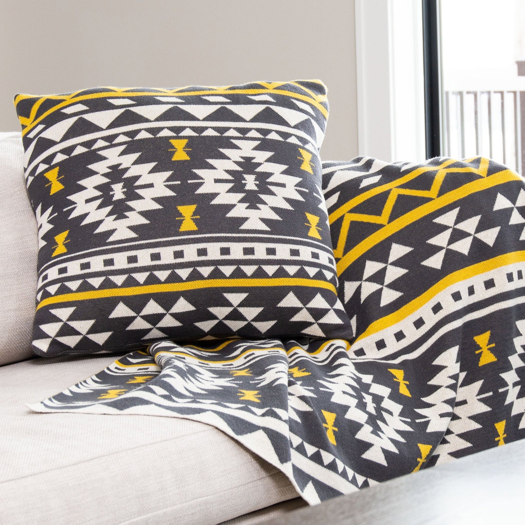 Decorative Pillows | Natural Linens