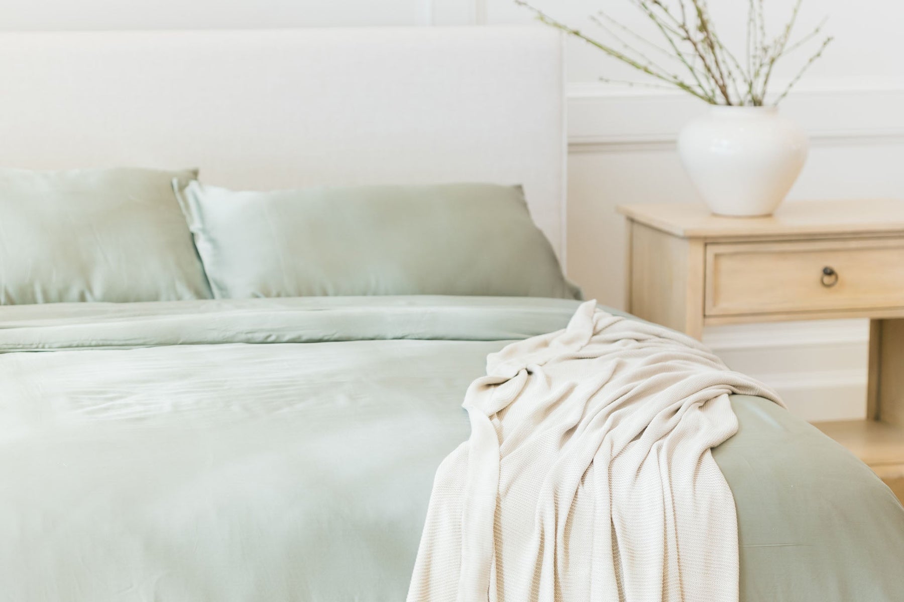 Cozy Earth Bamboo Sheet Set | Natural Linens